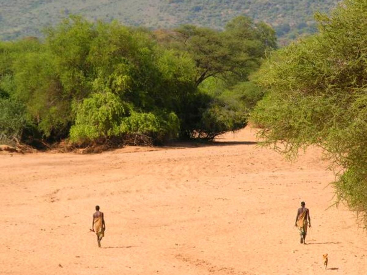 LAKE EYASI - African Travels - Tanzania Holiday Safari